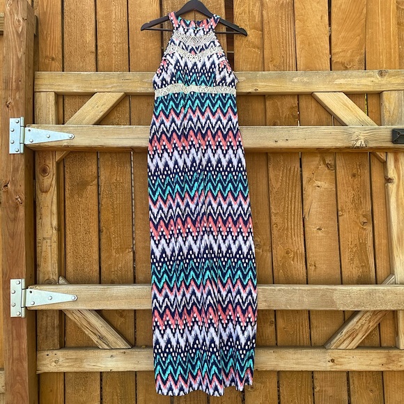 Emerald Sundae | Dresses | Emerald Sundae Chevron Maxi Dress | Poshmark